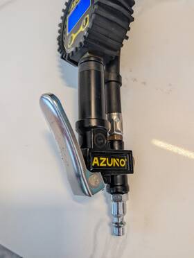 AZUNO TIG255DC Tire Pressure Gauge Inflator Air Chuck